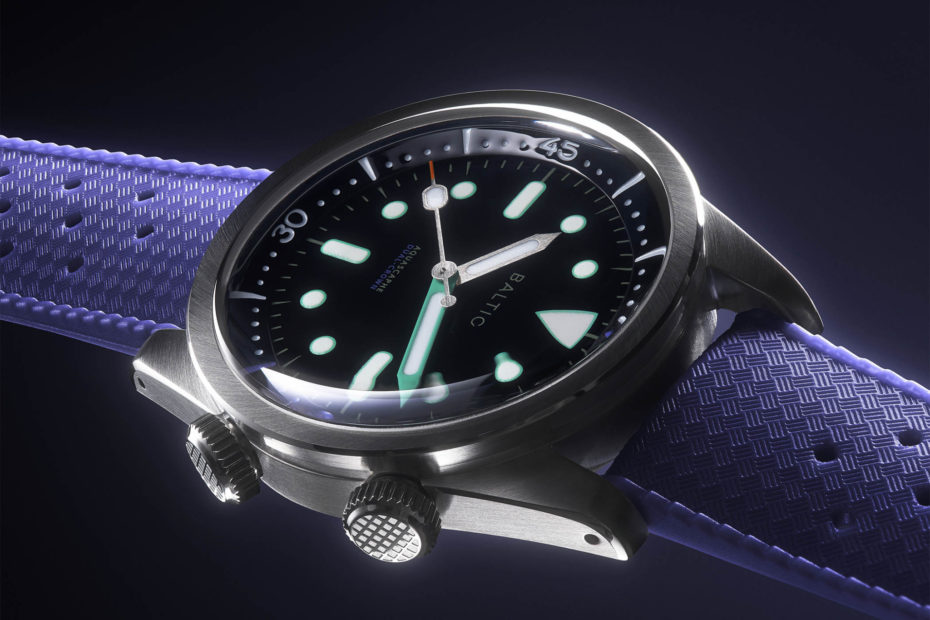 Baltic-Aquascaphe-Dual-Crown-5th-Anniversary-Limited-Edition-9 ...